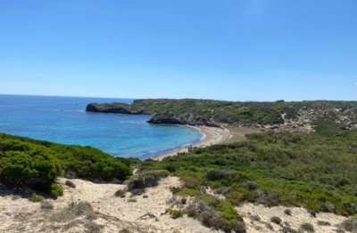 Las mejores calas de Menorca: una ruta bonita de Norte a Sur | Viajero ...